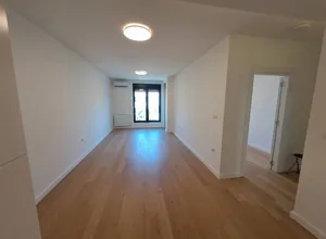 Izdavanje Stan - Beograd, Voždovac: Lekino brdo