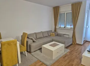 Izdavanje Stan - Beograd, Zvezdara: Kluz - Zeleno brdo - Olimp
