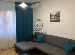 Izdavanje Stan - Novi Sad
