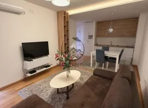 Izdavanje Stan - Novi Sad