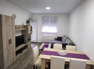 Izdavanje Stan - Beograd, Plavi Horizonti