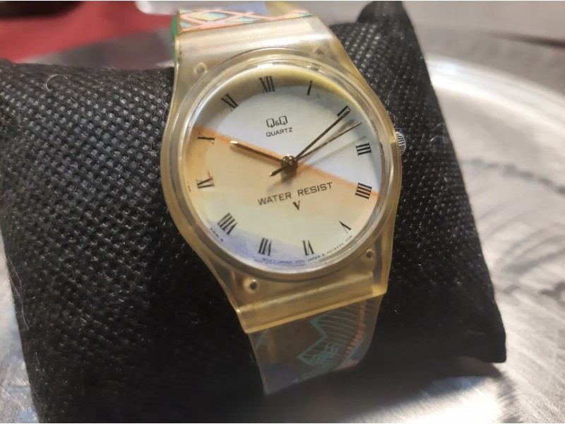 Q&Q CITIZEN JAPAN VINTAGE RETRO SWATCH STIL JELLY SAT