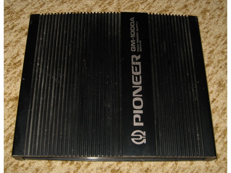Auto pojačalo: Pioneer GM1000A