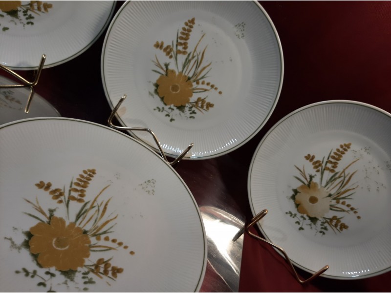 RETRO KAHLA GDR REBRASTI CVETNI TANJIRI 23.5CM SET 4KOM