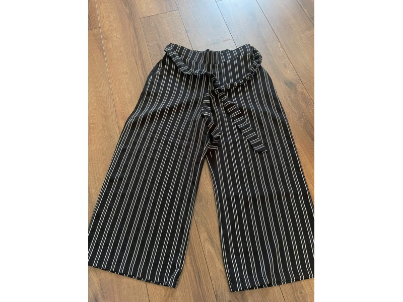 Cartoon pantalone,kao Nove