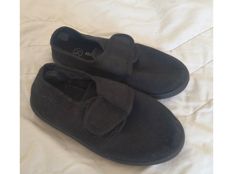 Crne espadrile 23