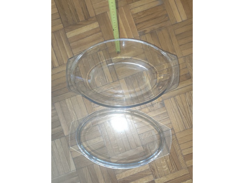 Stakleni pekač sa poklopcem, 33x19x9