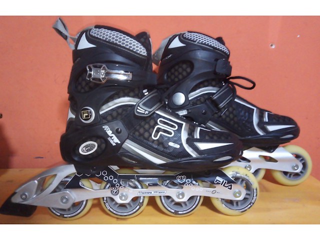 roleri Fila br. 40