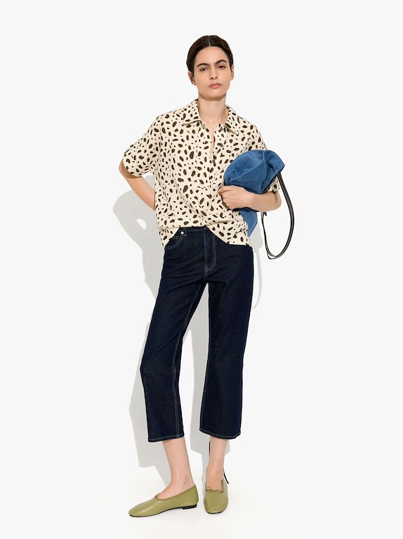 BLOUSE WITH ANIMAL PRINTED 100% LYOCELL