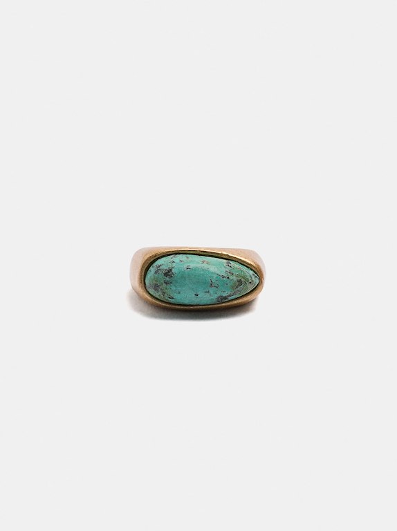 RING WITH OVAL STONE
