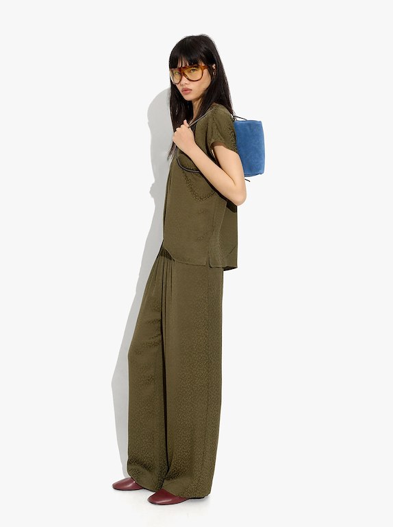 FLUID JACQUARD BLOUSE