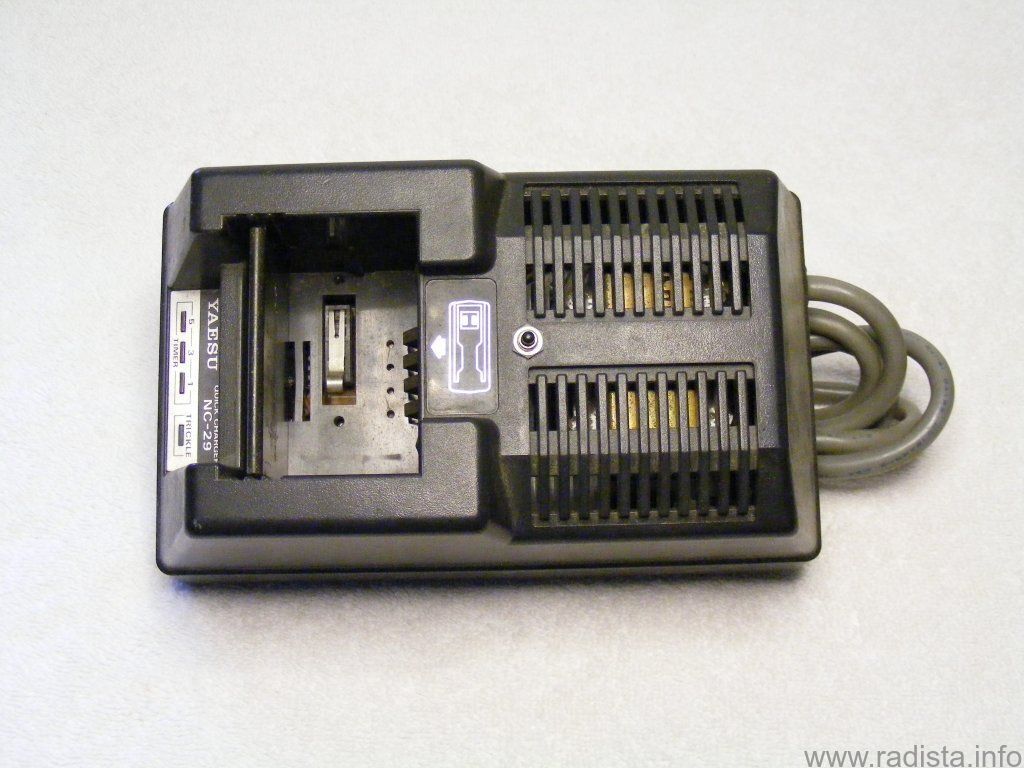 Automatski punjač YAESU NC-29