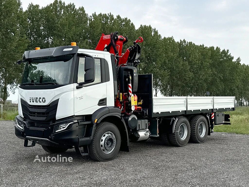Novi IVECO T-Way AD380T43H AT Crane Truck (2 units) kamion s ravnom platformom
(IV4906)