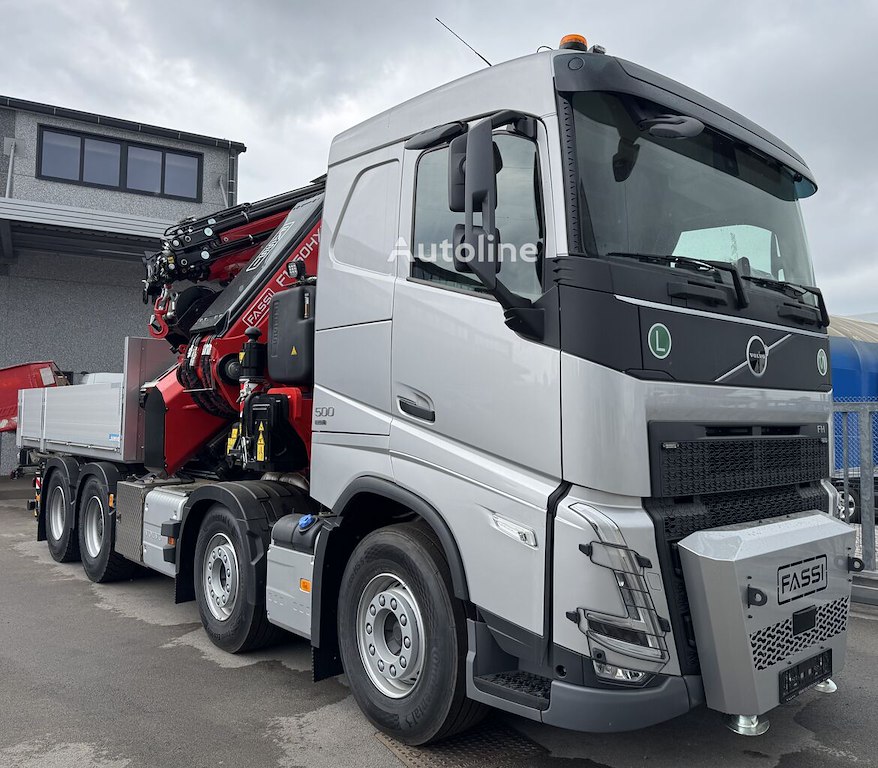 Novi Volvo FH kamion s ravnom platformom