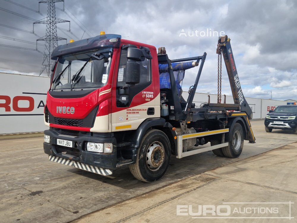 Prodaje se IVECO 180E25 kamion s ravnom platformom na aukciji