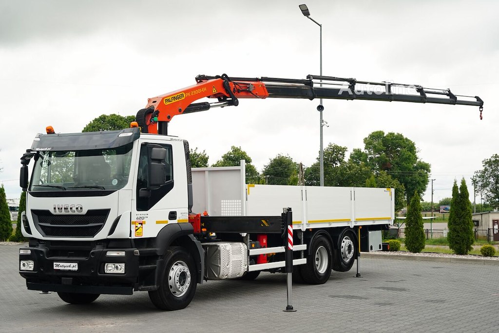 IVECO STRALIS 420 /1 kamion s ravnom platformom