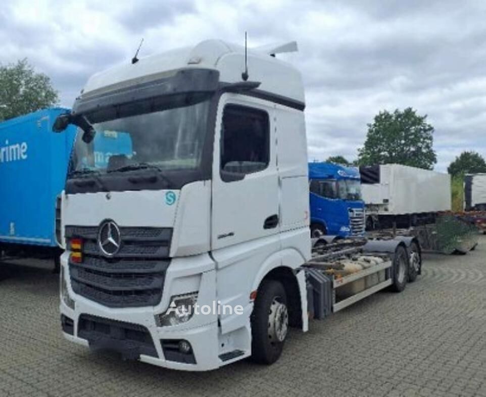 Mercedes-Benz Vehicle Rigid 6x2-2 BDF 7,82 1000 vozilo za prevoz kontejnera
(646526)