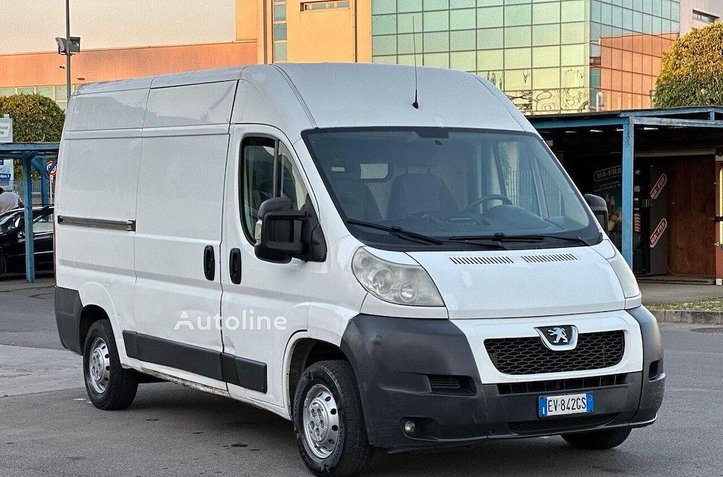 Peugeot boxer minibus furgon