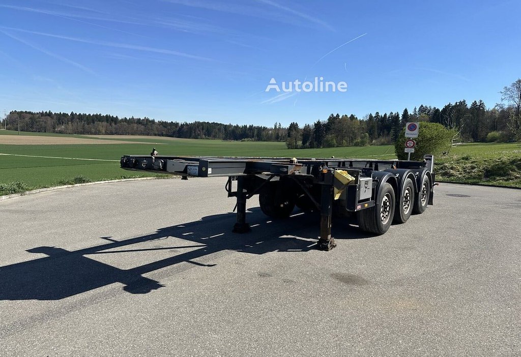 Schwarzmüller 663 SPA 3/E Containertransport / Swiss-Vehicle poluprikolica za prevoz kontejnera