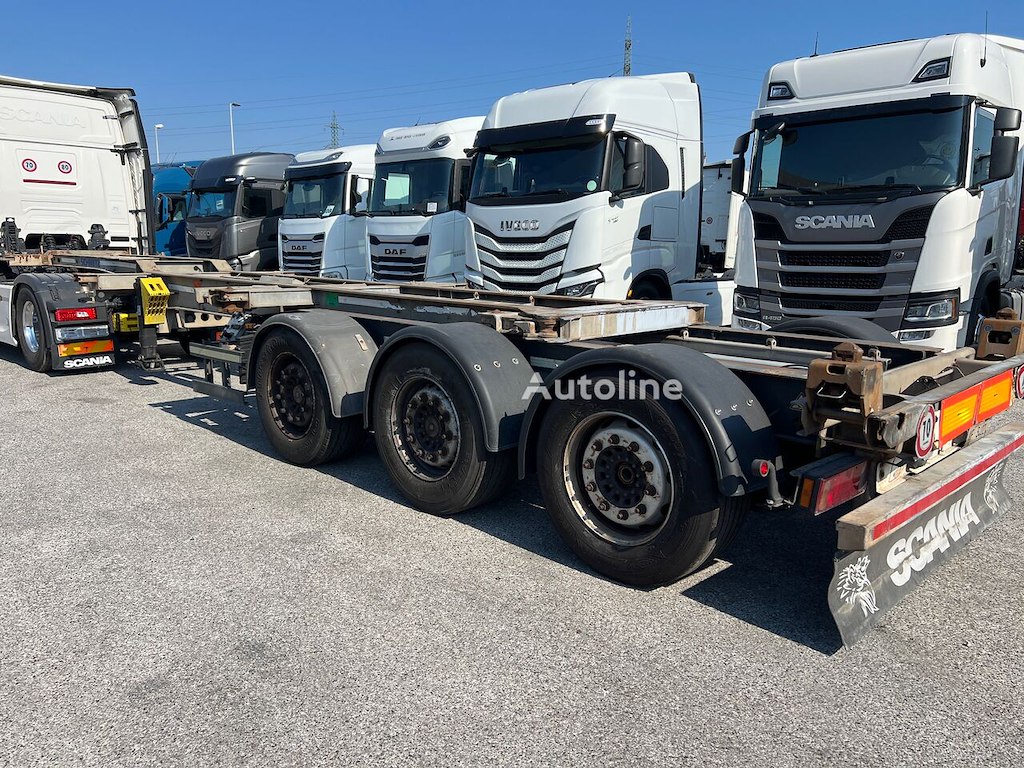 Schmitz Cargobull poluprikolica za prevoz kontejnera