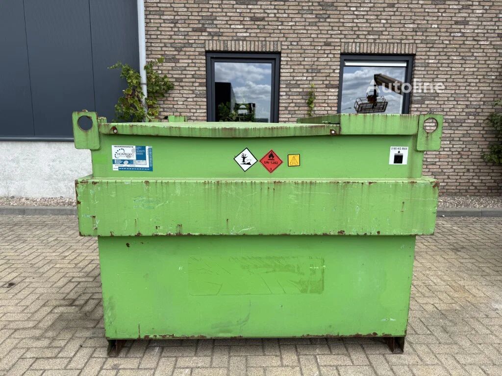 Kiwa IBC Steenbergen IBC Dieseltank 2000 liter met handpomp Milieutan rezervoar za skladistenje goriva
