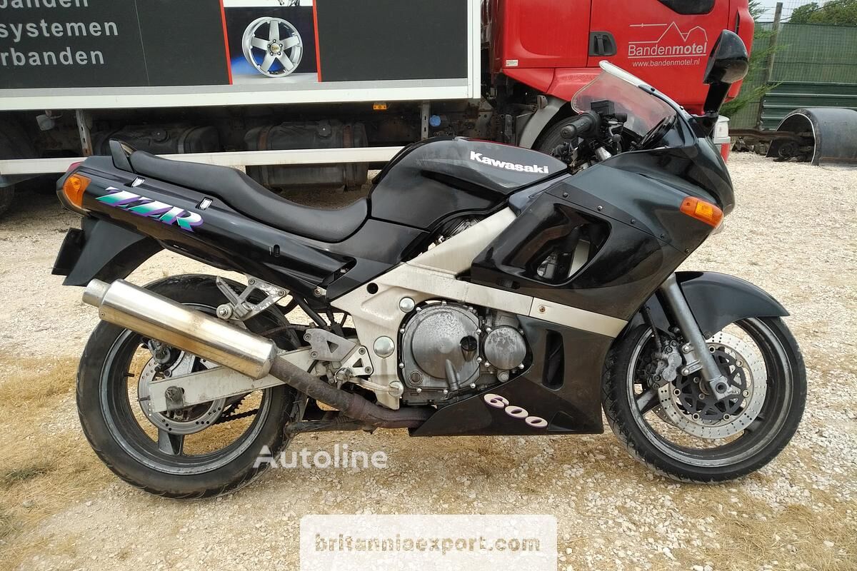 Kawasaki ZZR600 Sports Touring Classic Japanese motocikl
