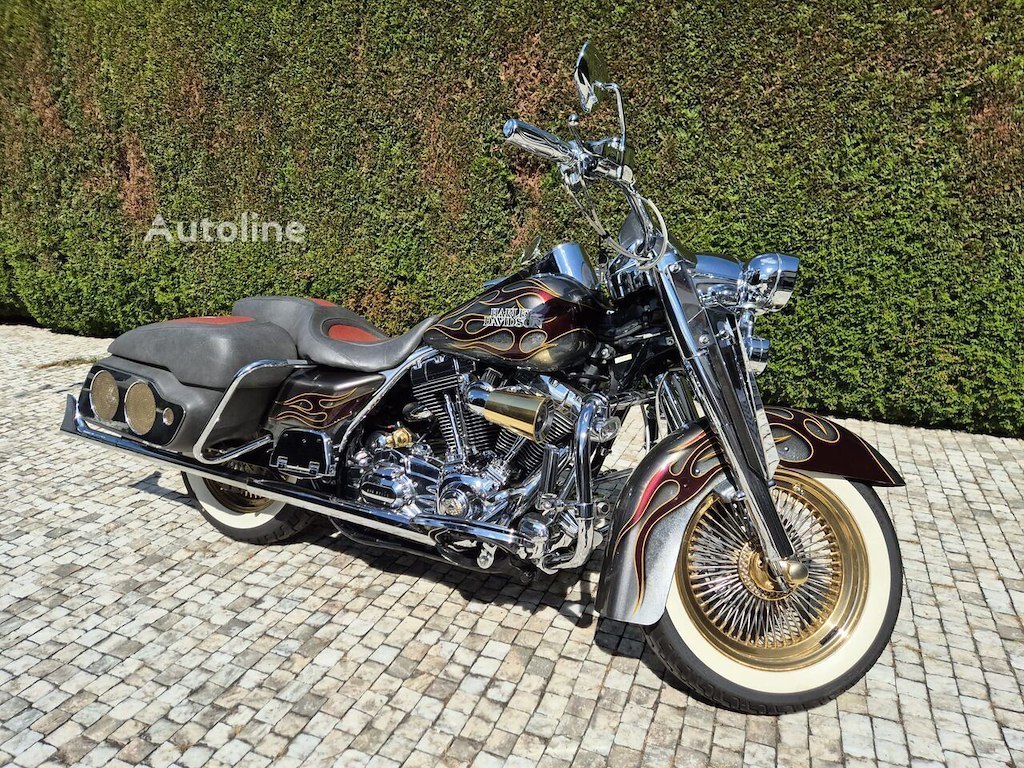 Harley-Davidson FLHRC ROAD KING CLASSIC motocikl