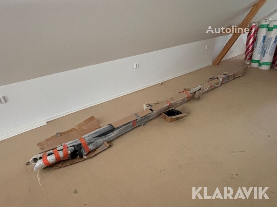 Prodaje se Hunterdouglas FA48 kampersku tendu na aukciji