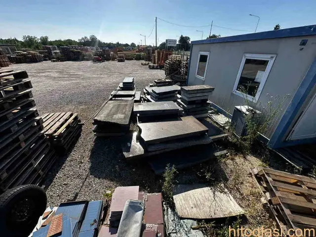 Velika rasprodaja granitnih ploca 50 m3 I granitnih plocica 200 m2