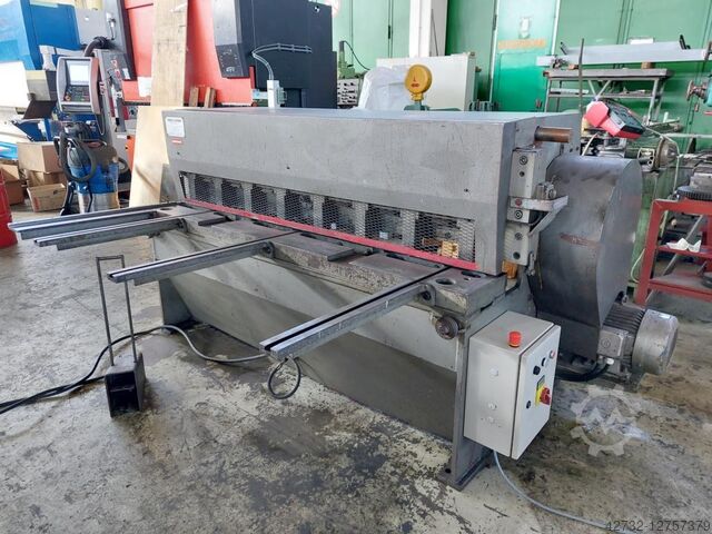 Makaze za stolove
VOEST-ALPINE BT 5x2000