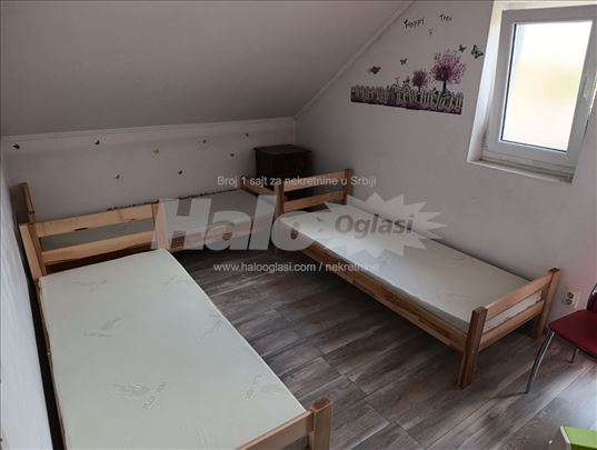 Potkrovlje kuće/ 10 radnika/ cena SA troškovima