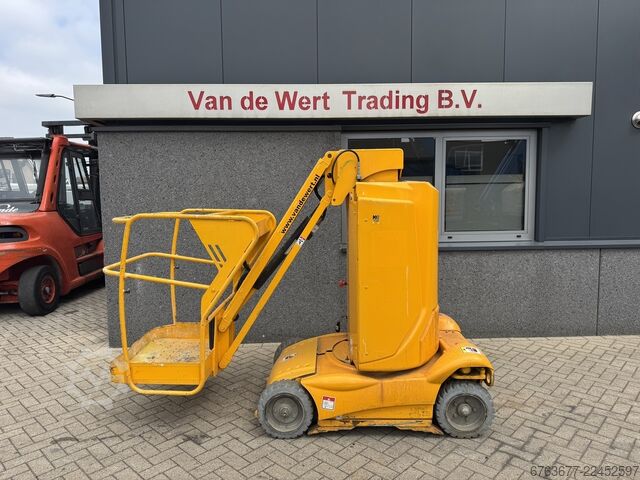 Haulotte Star 10 Električni stubni podiznik / Vertikalni zglobni podiznik, radna visina 10 m, 2012.
HAULOTTE Star 10 Electric Masthoogwerker / Vertical Boom lift 10M werkhoogte 2012