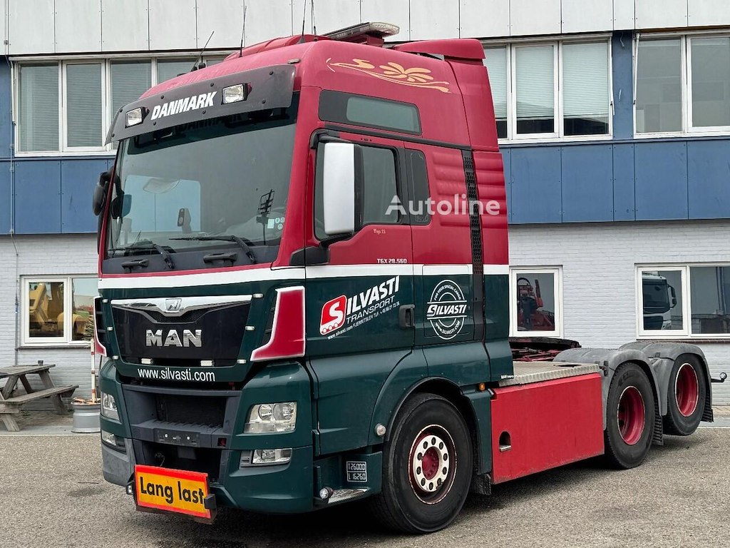 MAN TGX 28.560 6X2 EURO 6 tegljač