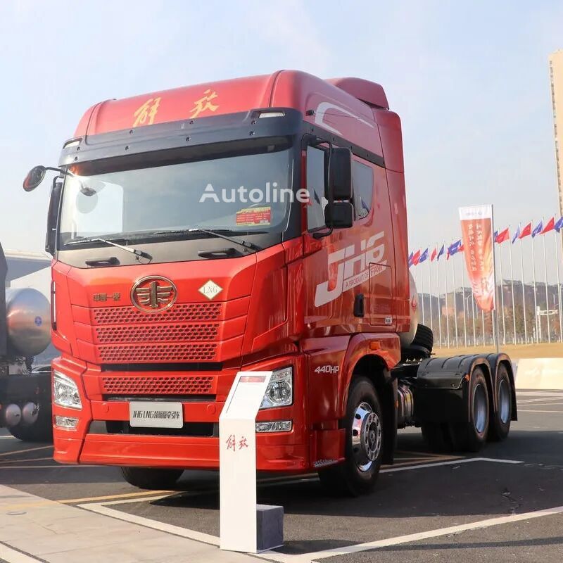 Novi FAW JH6 6x4 440HP Tractor Truck tegljač
