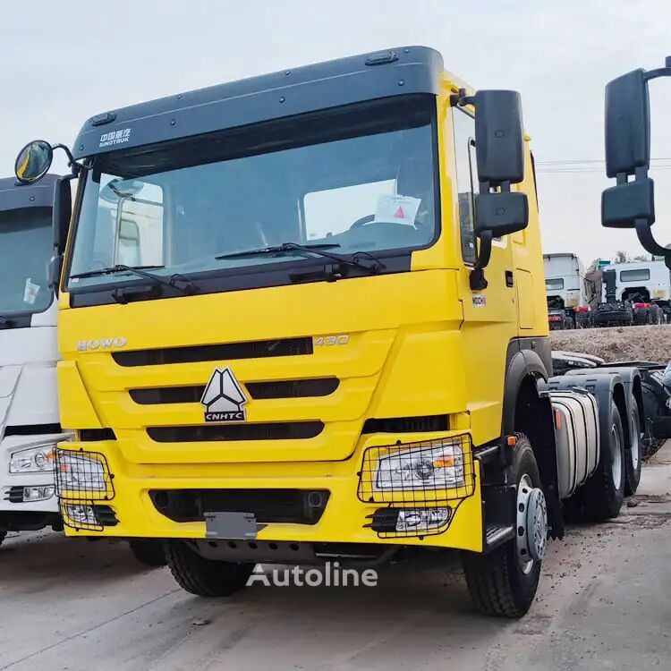 Novi Howo ZZ4257S3241W tegljač