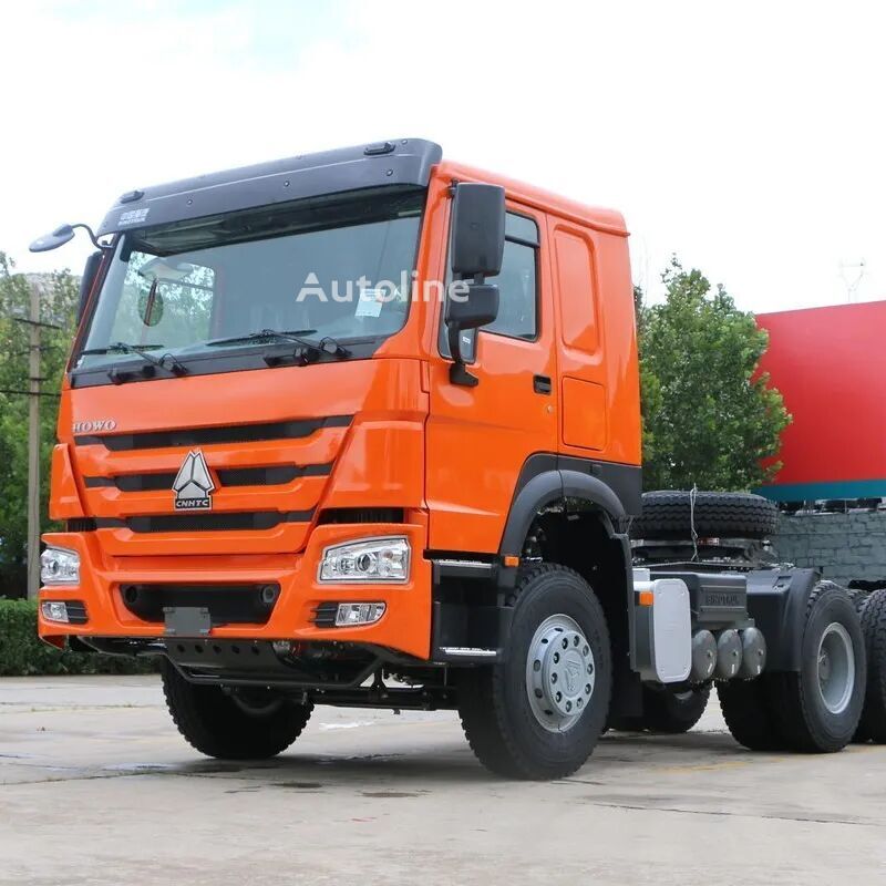 Novi Howo ZZ4257N3247E1B tegljač