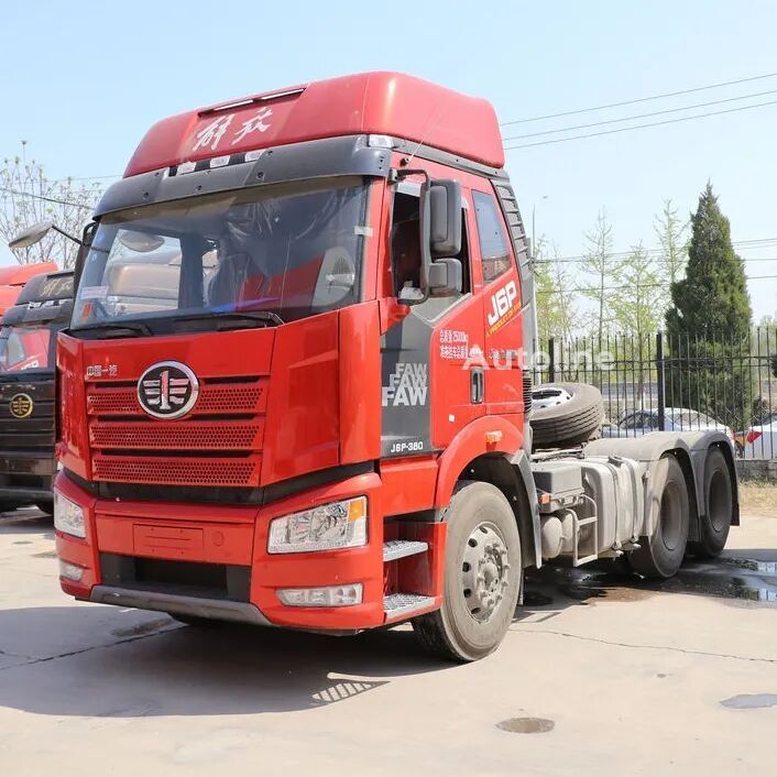 Novi FAW J6P 6x4 380HP Tractor Truck tegljač