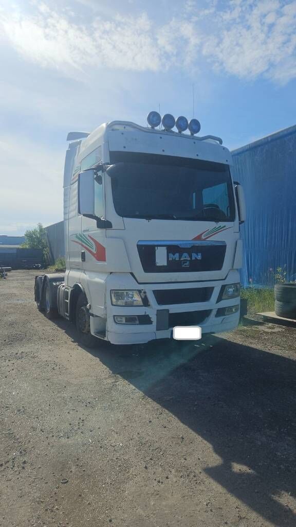 MAN TGX 28.480 6X2-2 BLS Serie 6684 tegljač