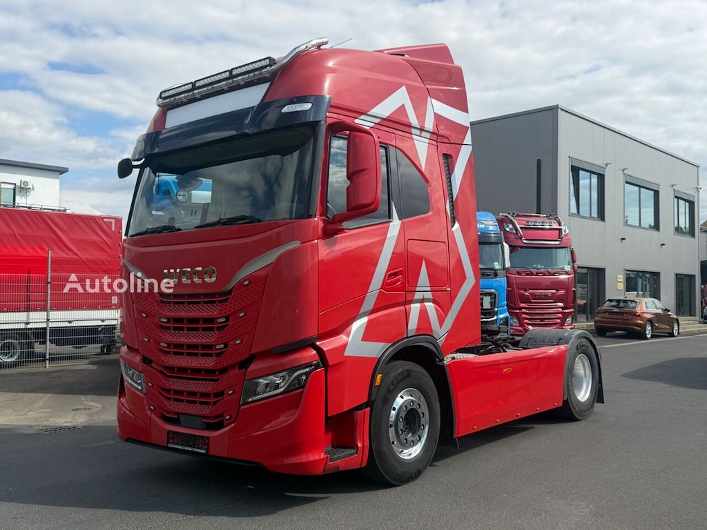 IVECO S-way 570 Luft/Luft tegljač