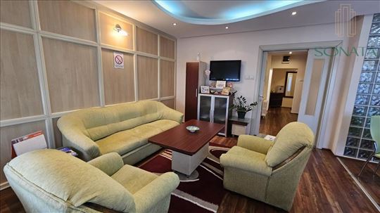 Na prodaju četvorosoban stan – 85 m²,IV sprat ,CG,