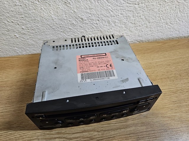 Auto FM radio CD Player Clarion PU-2859A(C) za Peugeot