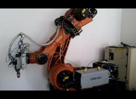 Робот за заваривање за навој М5 (претворив) KUKA KR 180 KRC2 комплетан