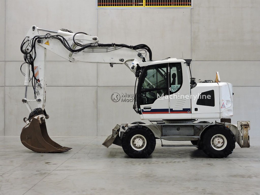 Liebherr A918 bager točkaš