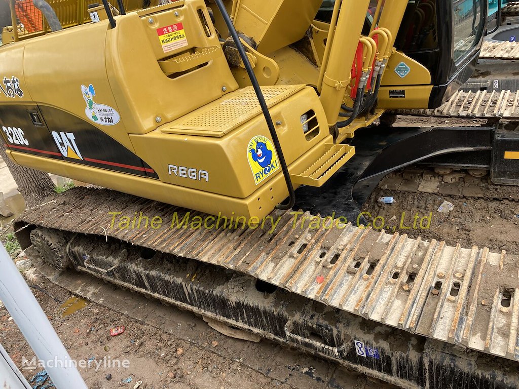 Caterpillar 320C bager guseničar