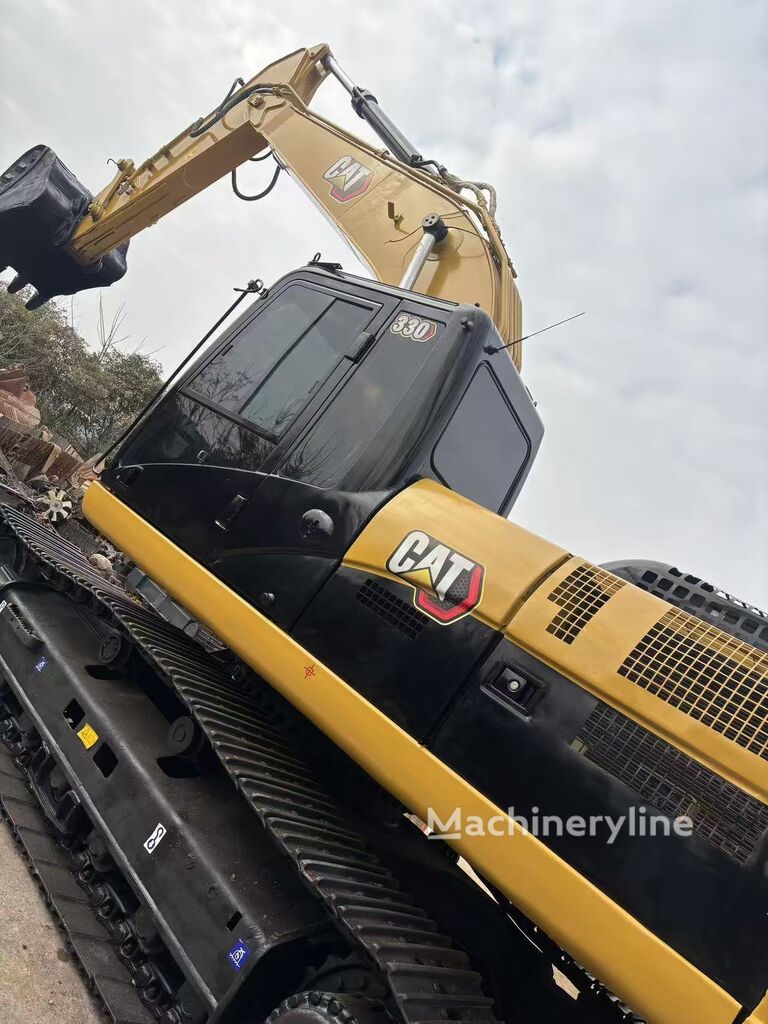 Caterpillar 330 bager guseničar