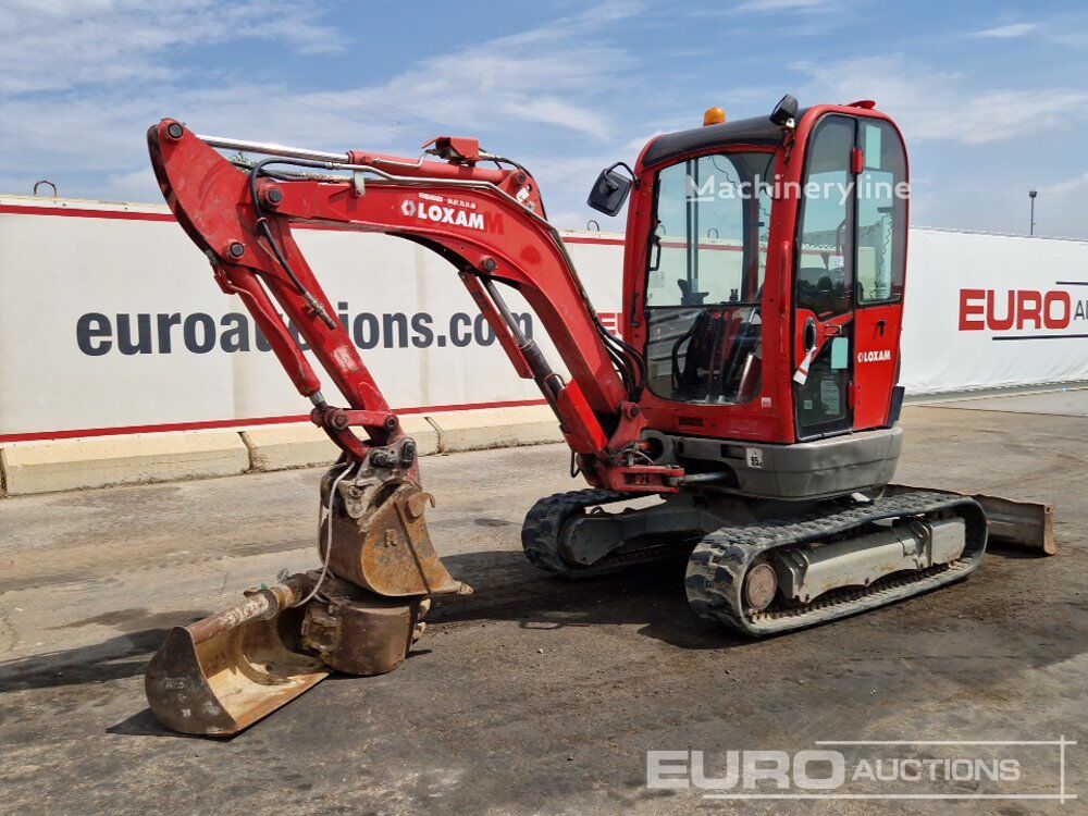 Prodaje se JCB 8025 mini bager na aukciji