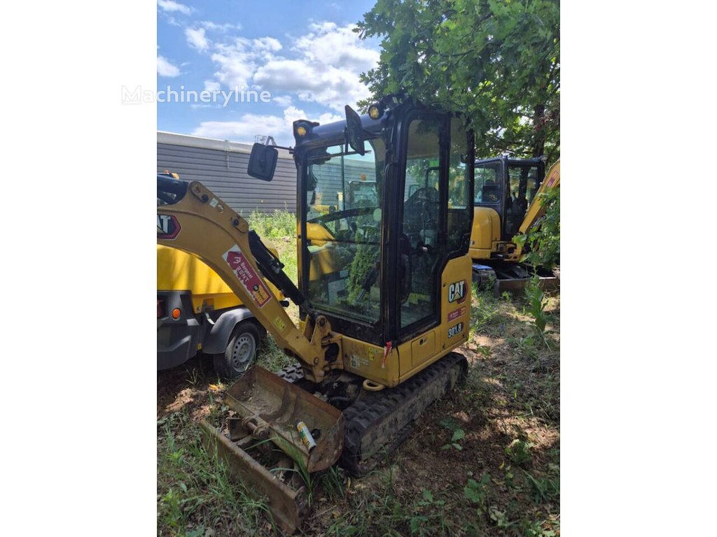 Caterpillar 301.8-05 bager guseničar