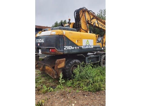 Prodaje se Hyundai Excavatrices - Hyundai 210W-9 bager točkaš na aukciji