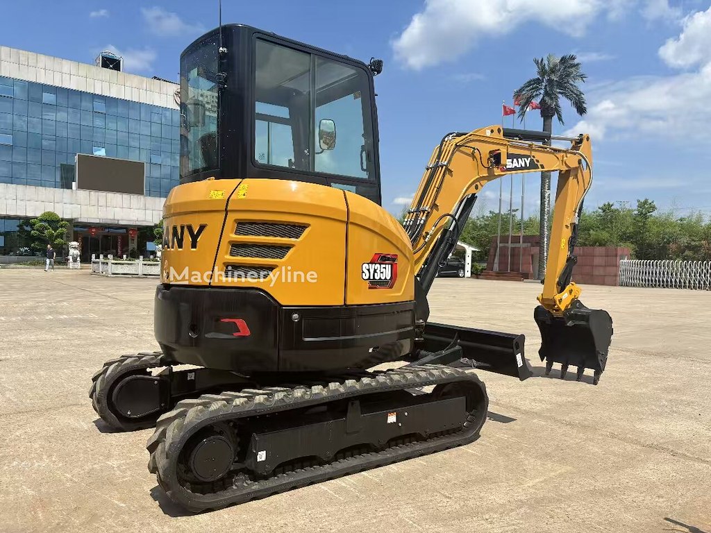 Novi Sany SY35U mini bager
