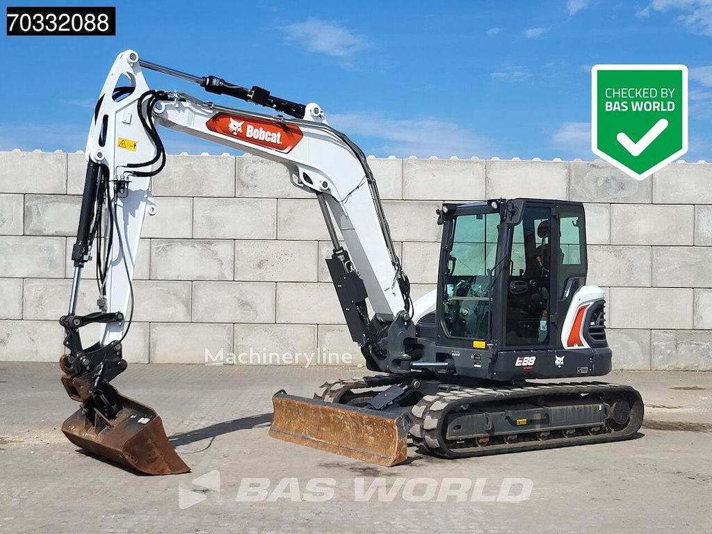 Bobcat E88 A/C - Like New! midi bager